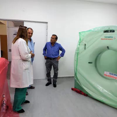 Ricardo Cardozo verificó las obras que se realizan en el Hospital Irastorza